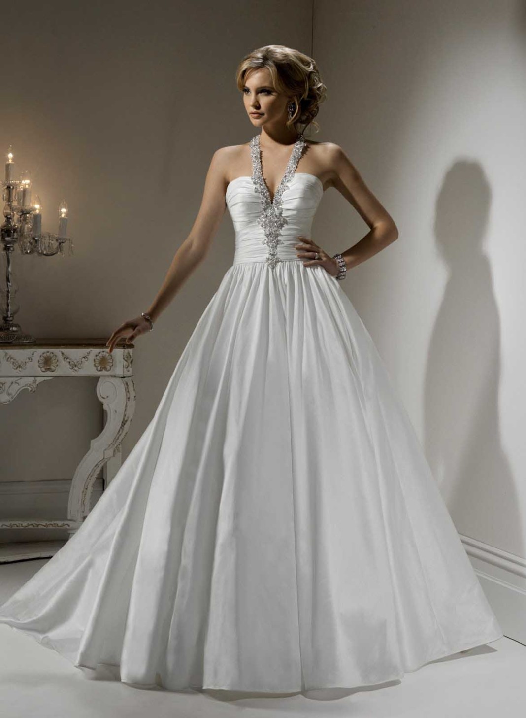 Party Dresses for Women, Try To Look Gorgeous | LivingHours