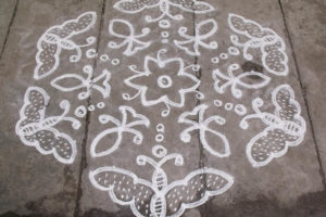 100+ Mesmerizing Rangoli Designs for Diwali You Cannot Afford to Miss